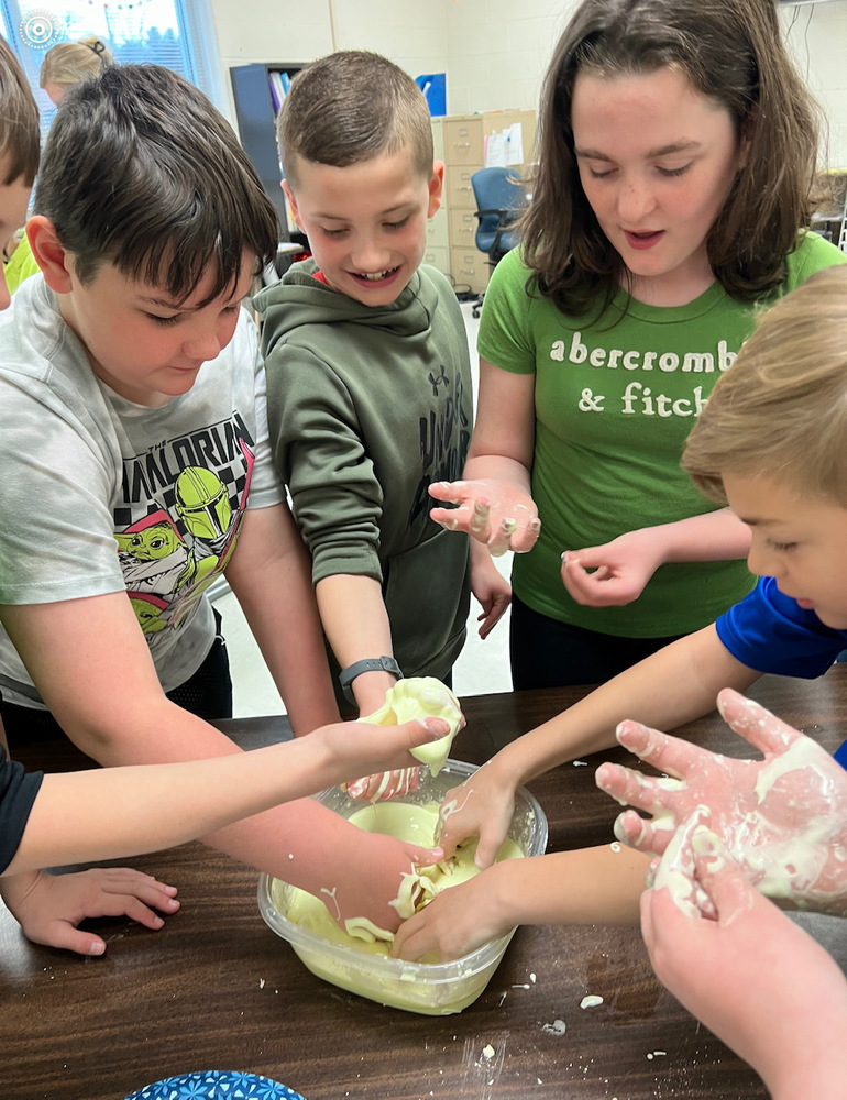 Making Oobleck | Evans Elementary School