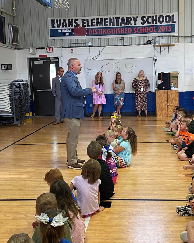 National Blue Ribbon School 2022 | Evans Elementary School